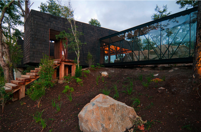 Modern Rustic Homes with Black Exteriors | Mountain Modern Life